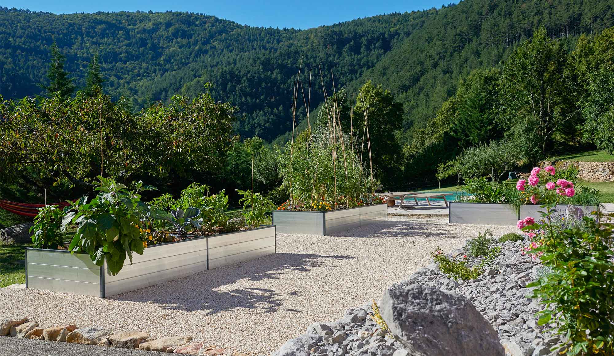 Hochbeete für Pflanzen und Gemüse | GFP International | Farben: Corten
